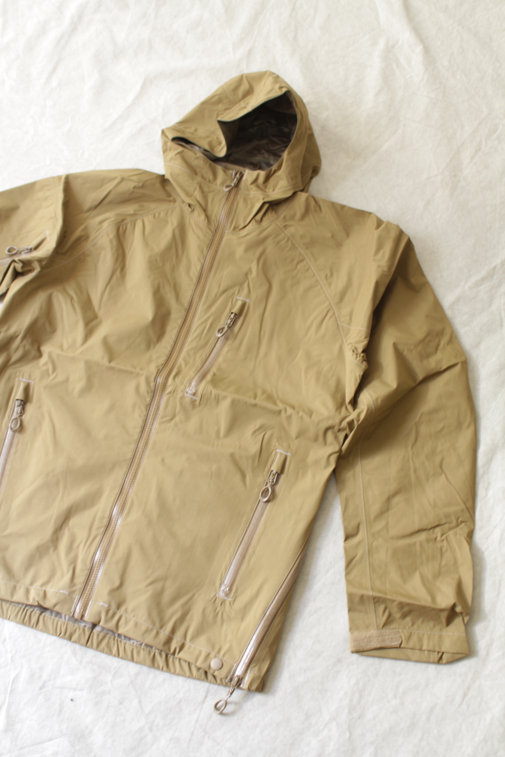 【全国通販】DEAD STOCK BEYOND CLOTHING"A6 GORE-TEX RAIN JACKET"MEDIUM-LONG ...